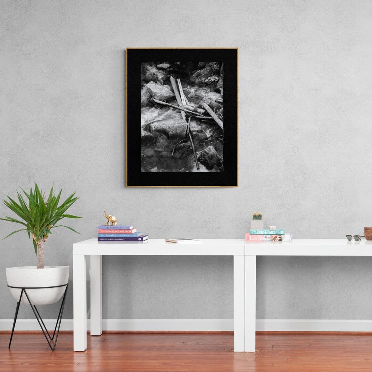 Transform Your Space with Art: Declutter and Create Harmony